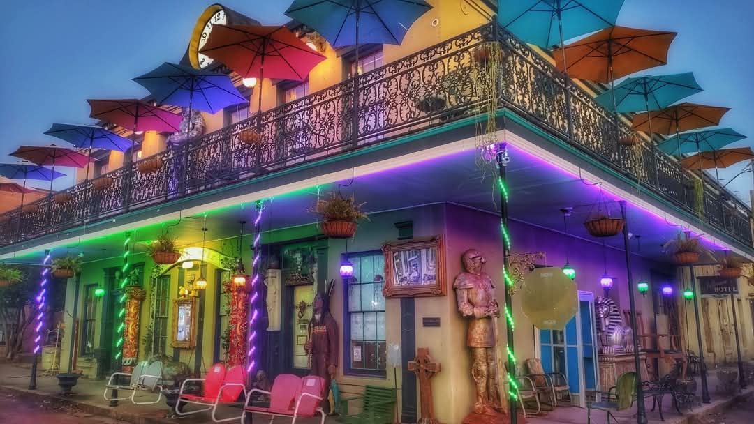 The Jefferson Palace Hotel – Scare & Scroll America